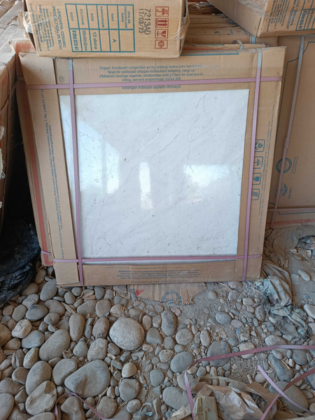 sirdaryo ceramic plitkalqr sotiladi