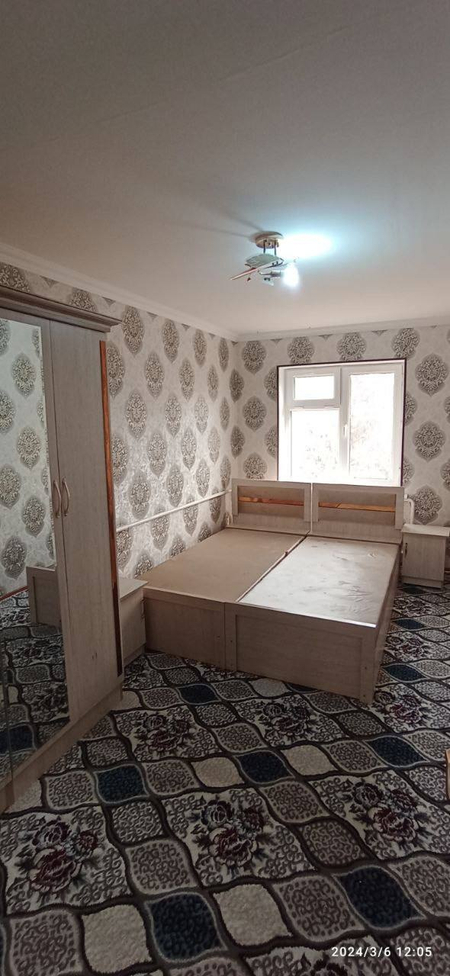 Аренда коракамиш 1/1/ 2.хонали оилага берилади расмдаги уй