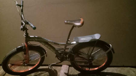 Velosiped sotiladi aybi yõq