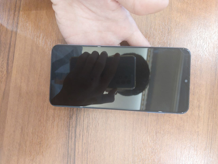 Samsung M 12 srochna sotiladi
