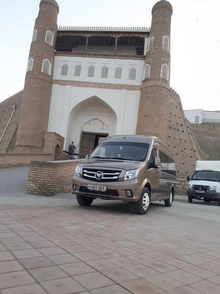 Микроавтобус ва автобуслар  хизмати