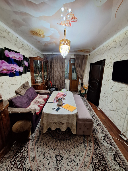 Феруза продаётся квартира 2в3/2/4  с мебелью и техникой