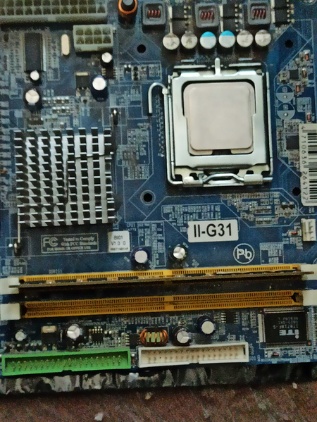 Материнская плата 775-сокет ll-G31 CPU inel core 2 duo 3.000GHZ кеш 6m