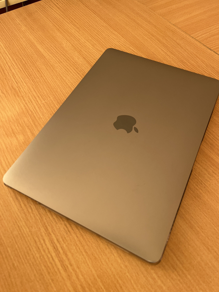 MacBook Pro 2020 Core i5, 16 GB, 1 TB SSD