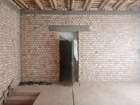Srochna uchastka sotiladi
