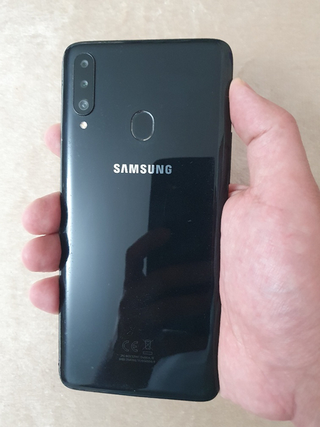Srochna sotiladi Samsung Galaxy A20S 32Gb Black rang  Original Veitnam