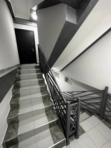 Ул Бабура (Корзинка) офис евро 130м2 срочно