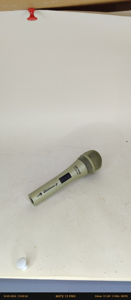 Вокальный микрофон Sennheiser E 945