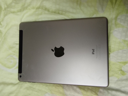 iPad Air model: A1475