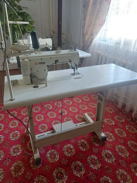 Швейная машинка  JOYEE 2 штук