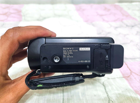 Sony HDR-CX220E почти новый
