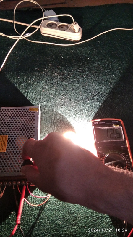 Блок питания для светодиодных лент 12V 15A