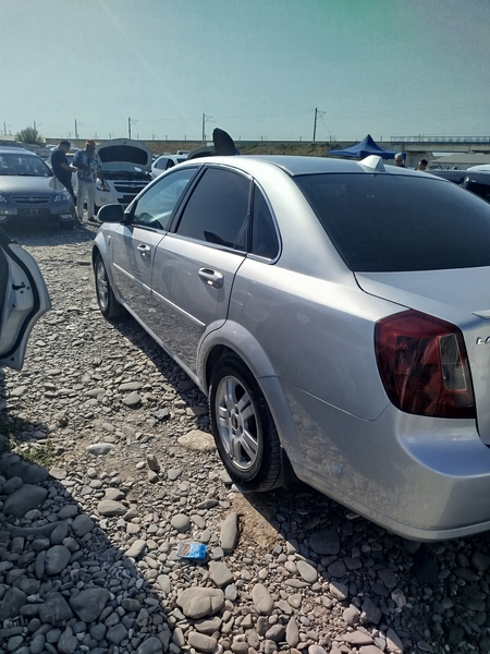 Chevrolet Lacetti jentra qilingan