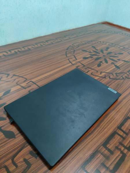 Lenovo notebook 100 GB