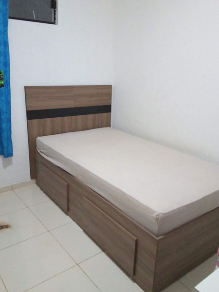Krovat 1 va 2 kishilik yotoqxona toplamlari