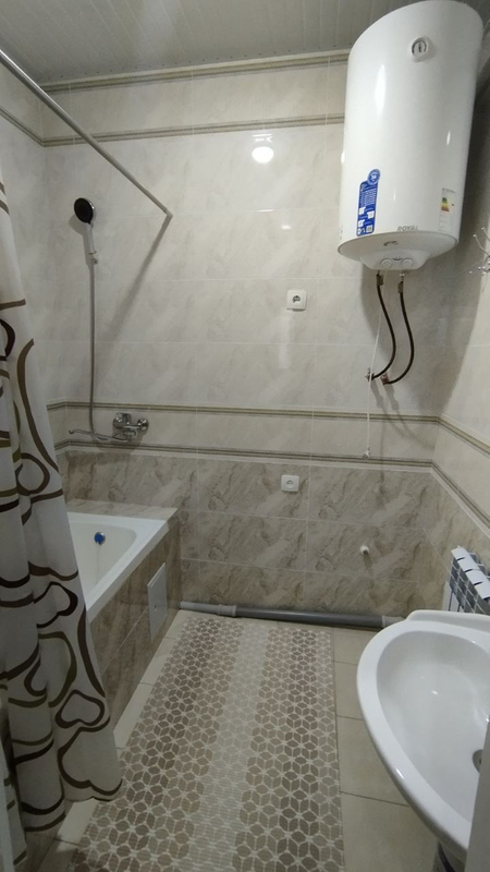 2 xonaliy dom oilaga uzoq muddatga beriladi