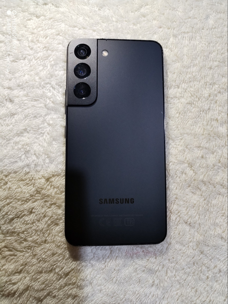 Samsung galaxy S22  8/128 GB Vietnam