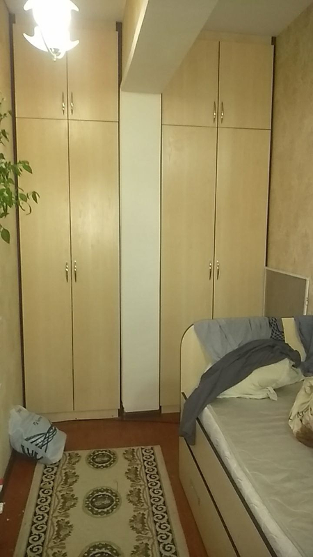 Срочно продаётся 3х переделанная в 4х квартира