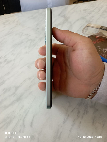 Vivo y 22 2023 holati yangi