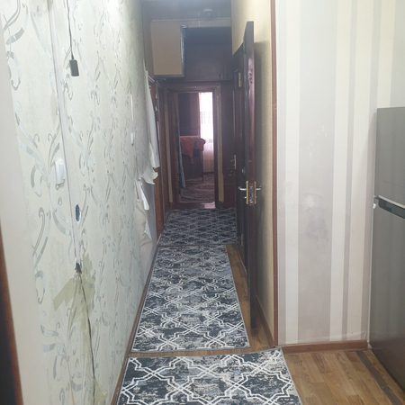 Продяется квартира на Ибн Сина2, уй сотилади, 3 ком. 4 этаж, 5 этажный
