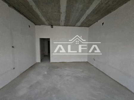 2 xonali 68m³ 3-qavat sotiladi.