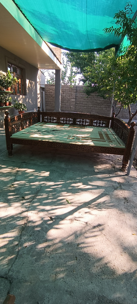 Тапчан 2.50  га 3 сотилади
