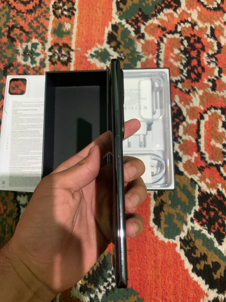 Vivo v30 ideal yangi