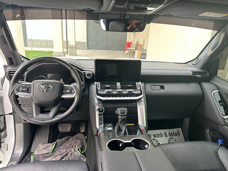 Toyota Land Cruiser 300 срочни
