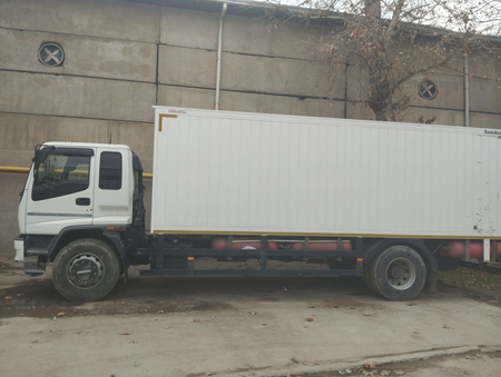 Isuzu 10 tonnalik 2021 yil