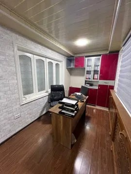 Метро Беруни 11 комнат 315м² вдоль дороги под офис или магазин