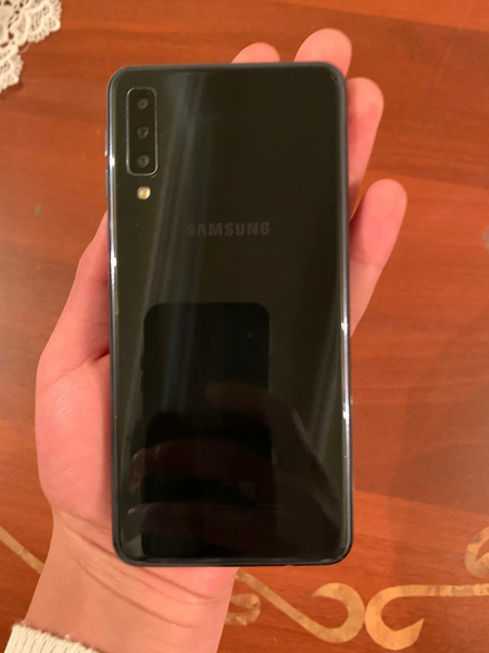 Samsung a7  ideal  64 gb