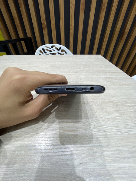 Redmi 9 sotiladi yaxshi narxda ishxonalarda ishlatgani arzon va yaxshi