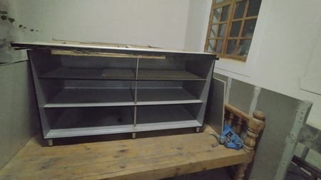 Mebel kuxniya sotiladi