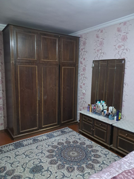 Продается спальный гарнитур.