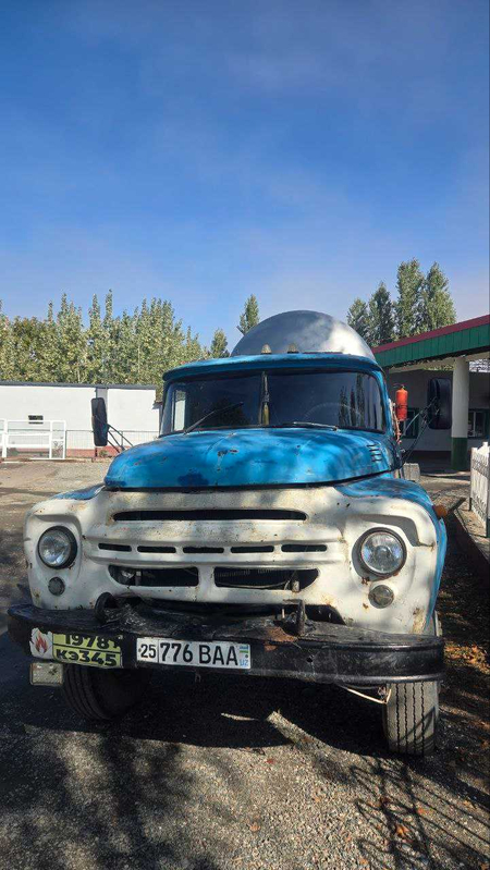 Зил тягач ГАЗАВОЗ