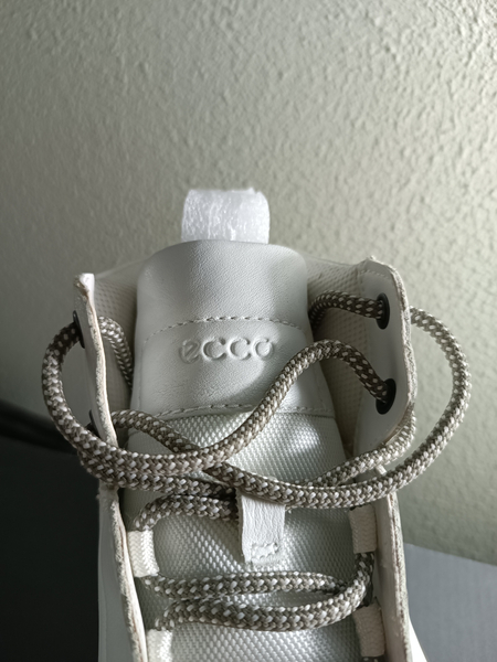 Мужские кожаные высокие кроссовки Ecco