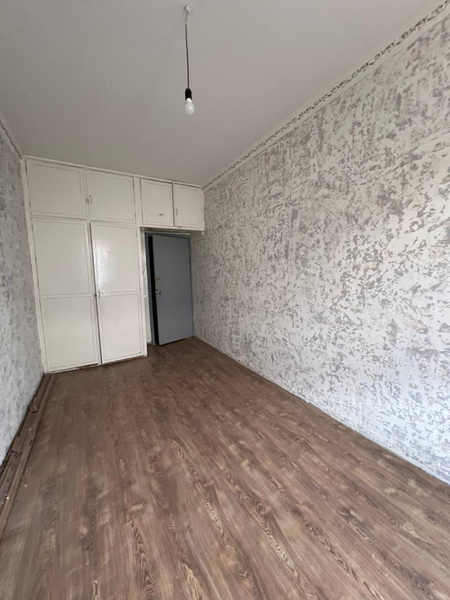 Продается квартира, Чилонзор 17, 3 комнатная / 4 этаж