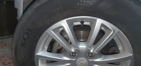 Shina sotiladi. Kumho solus. 205/65/15 4 ta. Holati yaxshi