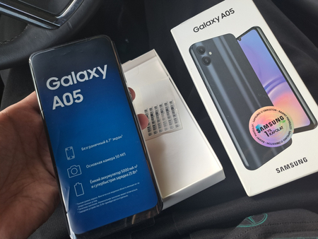 Продам Samsung A05. 4/128 гб состояние идеальное.мало пользовались.+ч