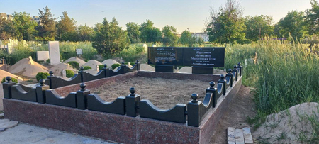 Памятники из первых рук