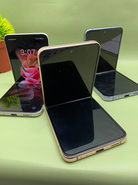 Samsung flip 4 256gb