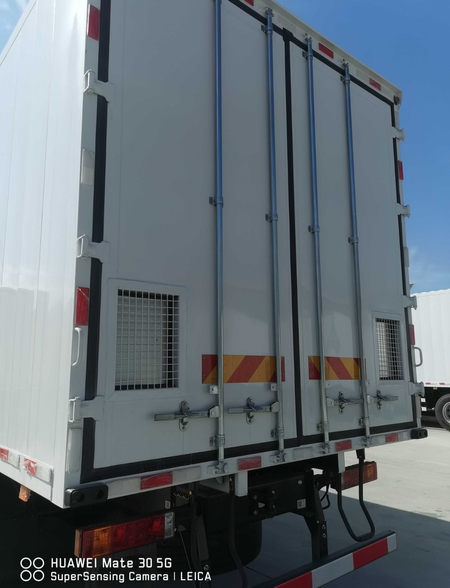 Shacman L3000 Фургон 7.5 Full