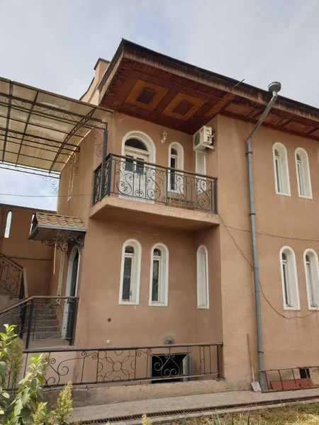 БУМ ижара 6 хонали, 4 сотих Участка,  Оила ёки Богчага id sh 835