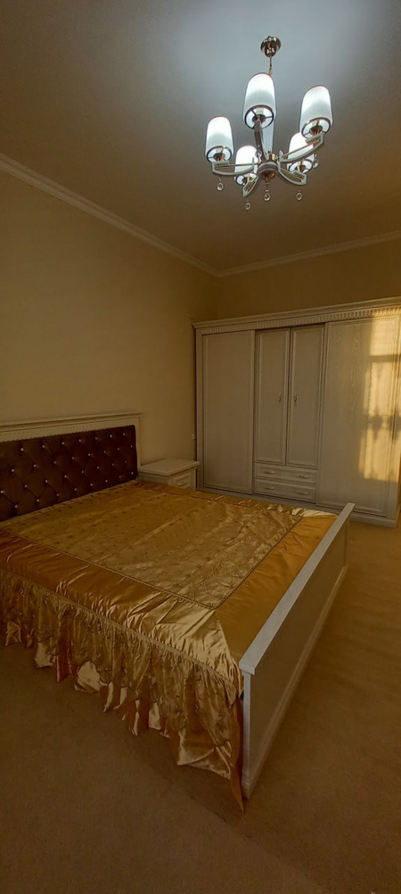 Продам свою КВАРТИРУ 3х КОМНАТНУЮ  103 м2