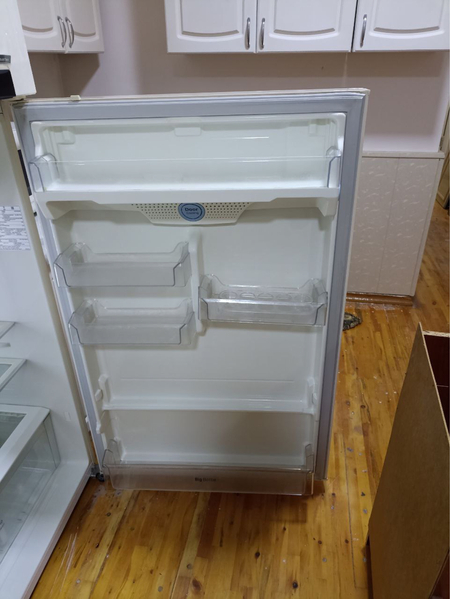 Продаи Холодильник LG (Новый)