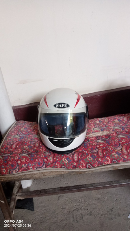Moto kaska sotiladi