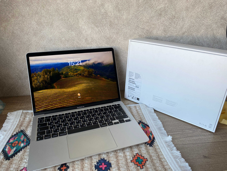 Macbook Air M1 16GB 256SSD