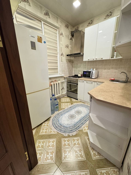 Срочно продается квартира метро мирзо Улугбек