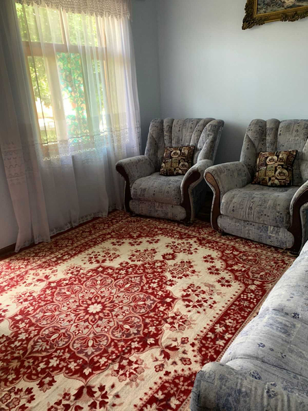 Сдаю дачу для больших и маленьких компаний
