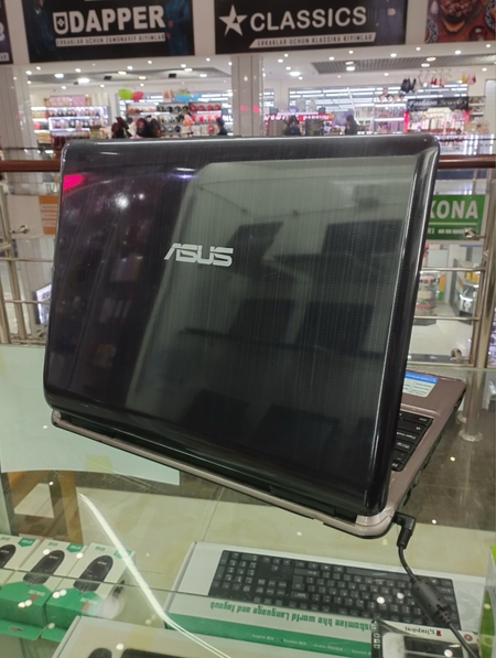 Asus noutbuk xolati zor